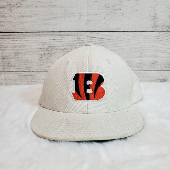 Decky | Accessories | Cincinnati Bengals Vintage Decky Logo White ...